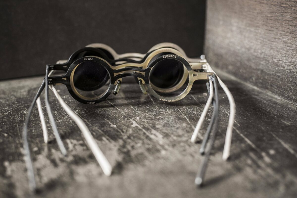 VAVA Eyewear - futuristic handcrafted glasses with minimalistic aesthetics