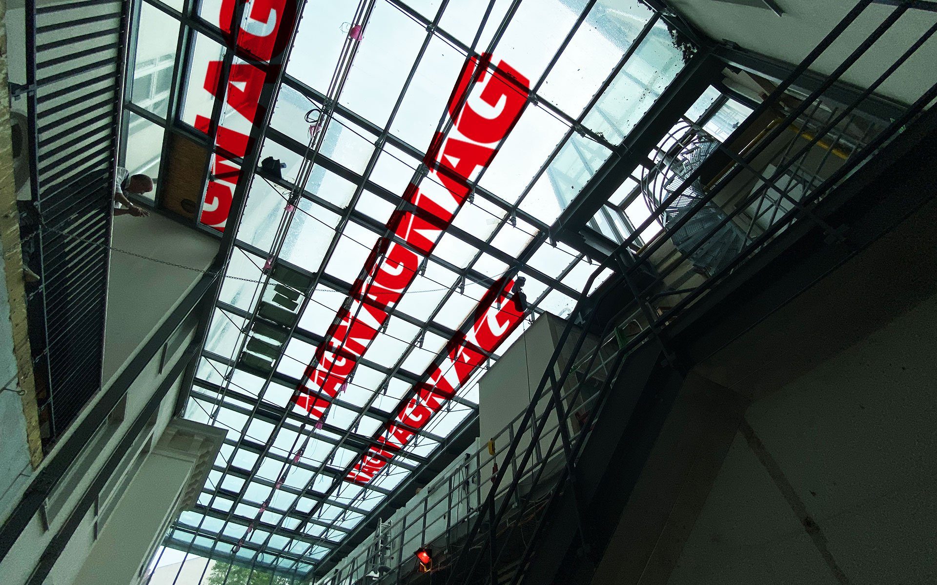 Nag Nag Outlet Store - Outlet de mode Avant-Garde à Berlin
