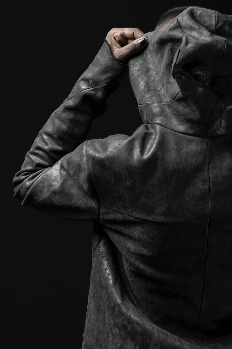 Avant Garde Fashion Editorial AW22/23 by hide[m] - RAW Looks