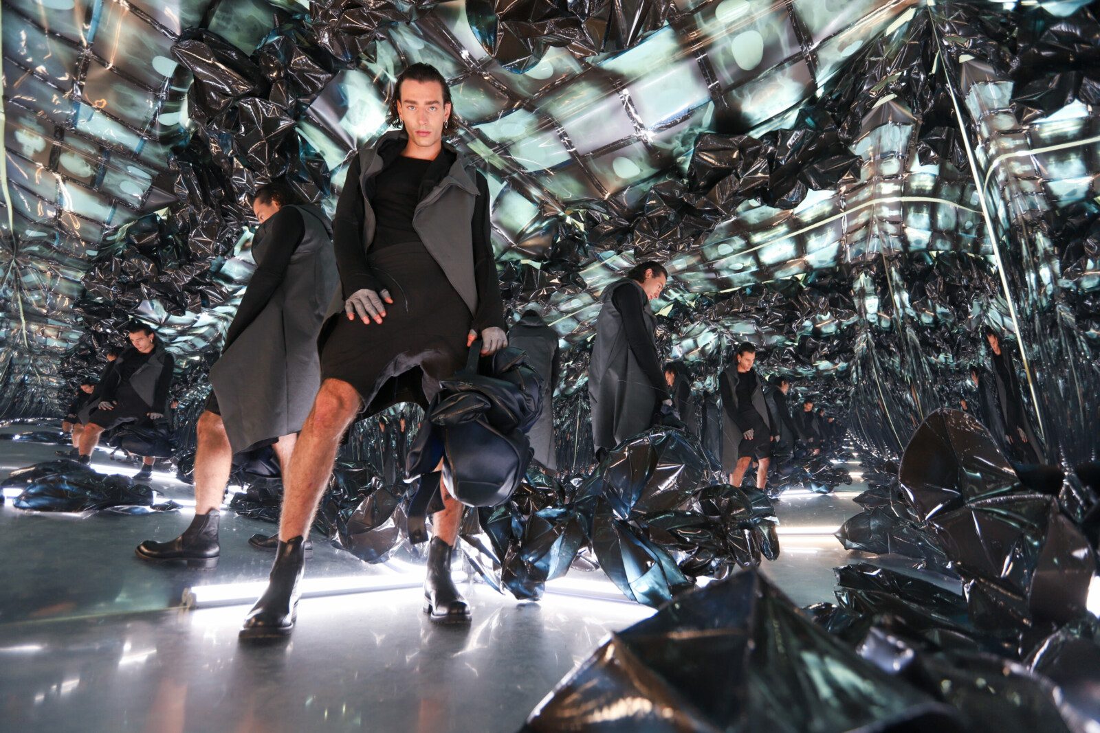 Leon Emanuel Blanck Spring/Summer 2023 Collection A Fractured Universe